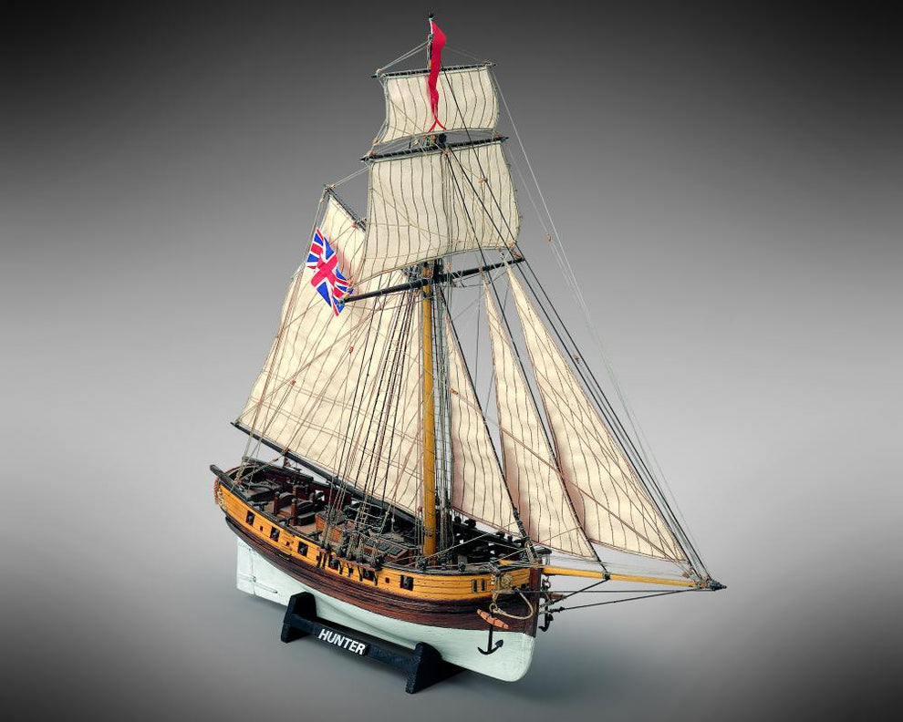 Dusek-Mamoli - Mamoli MV35 Hunter - Wood Plank-On-Frame Ship Model Kit ...